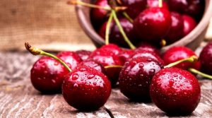Cereja fruta: 45 benefícios, informação nutricional e malefícios | Dr ...